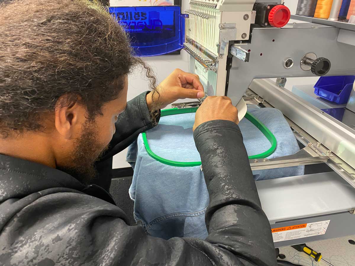 Avancé Start Embroidery Business - ColDesi